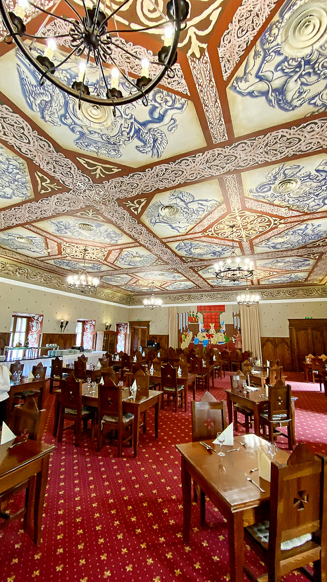 Grand Vígľaš Castle Review – Wedding Venue in Slovakia